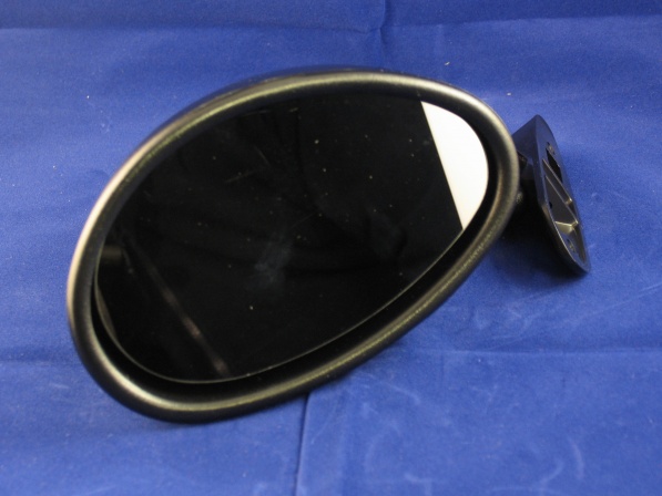 Left hand side California Mirror. - mdinaitalia.co.uk